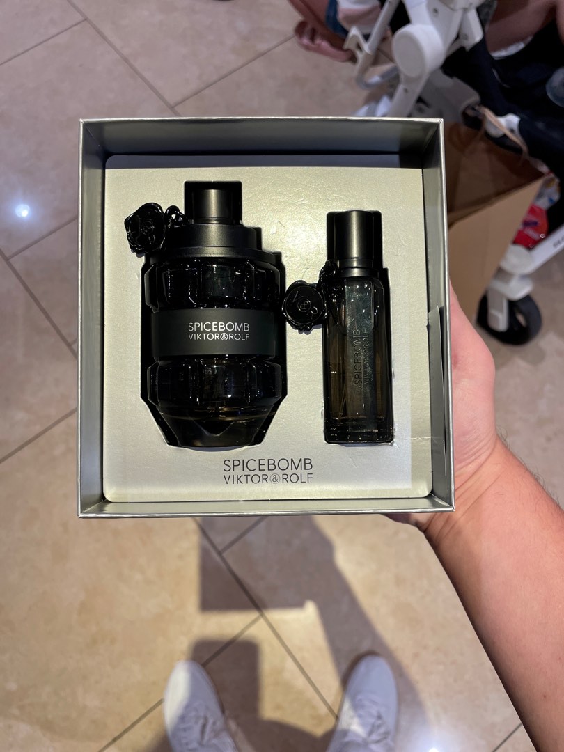 Viktor&Rolf Spicebomb Gift Set, Beauty & Personal Care, Fragrance ...