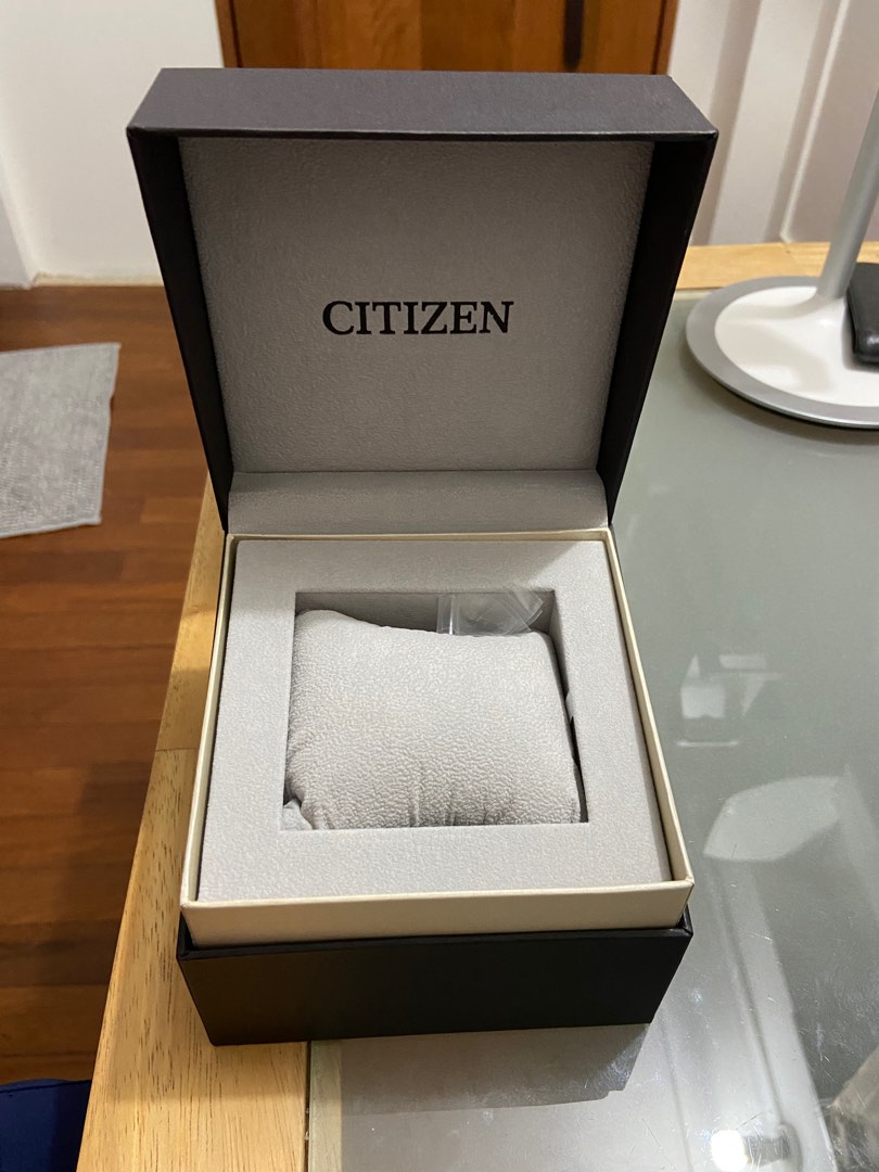 Watch box citizen, Men's Fashion, Watches & Accessories, Watches on ...