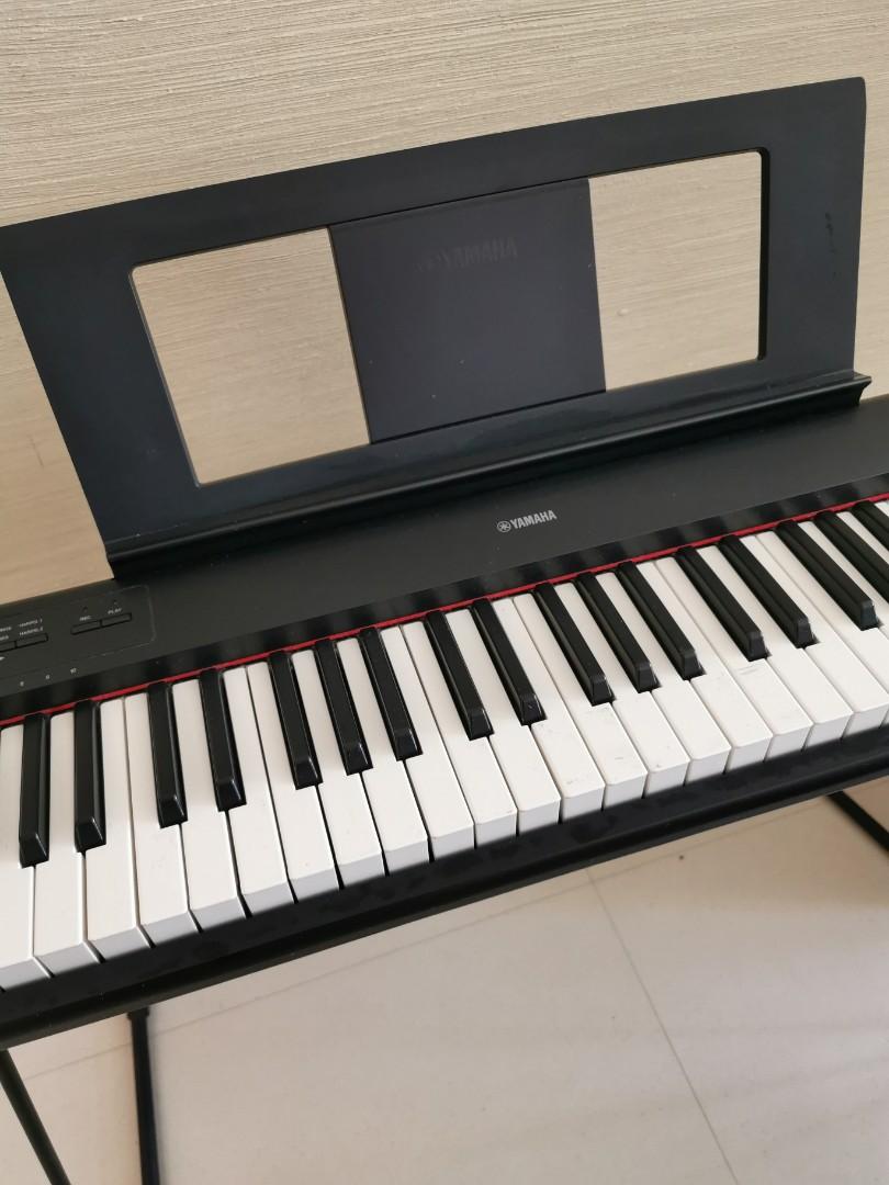 Yamaha NP-12 Piaggero Portable Stage Piano Black White 61 keys NP12 NP 12 Keyboard, Hobbies ...