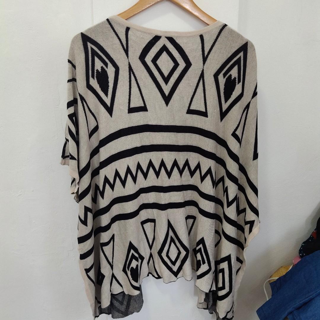 Zara black gray aztec poncho batwing cardigan, Women's Fashion, Coats ...