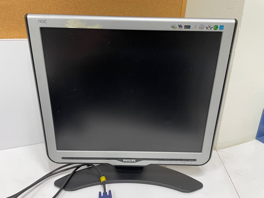 19” Philips Monitor, Computers & Tech, Desktops on Carousell