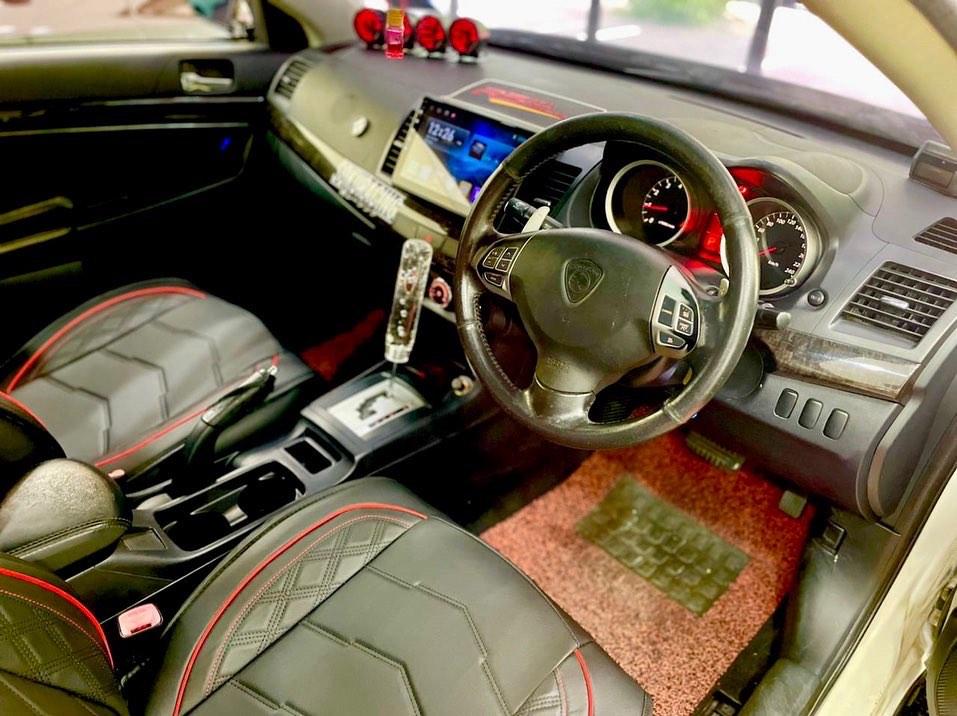 Proton Inspira Interior