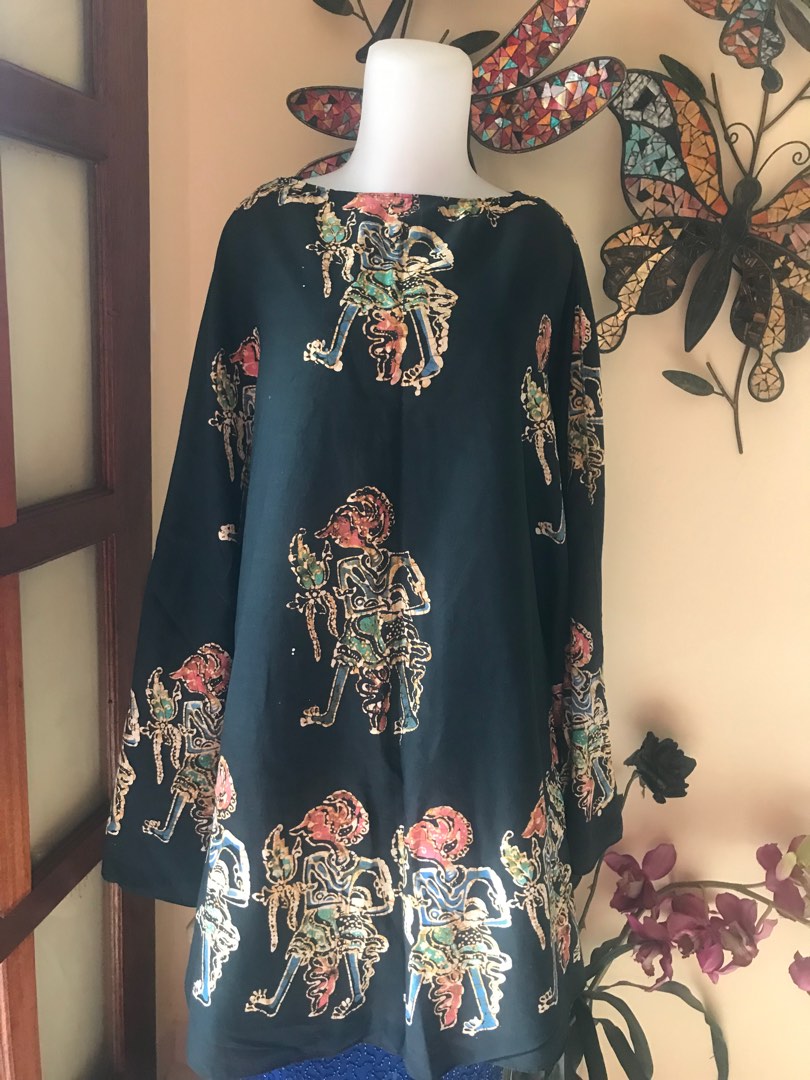 Atasan wayang batik tulis asli model kelelawar, Fesyen Wanita, Pakaian ...