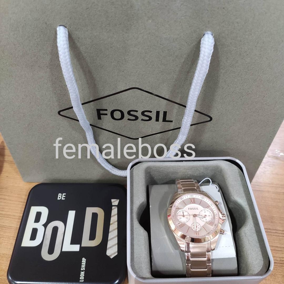 BQ3036 Modern Courier Midsize Chronograph Rose Gold-Tone Watch, Women's Fashion, Watches ...