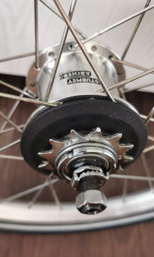 Brompton triangle & wheelset (standard Ratio), Sports Equipment ...