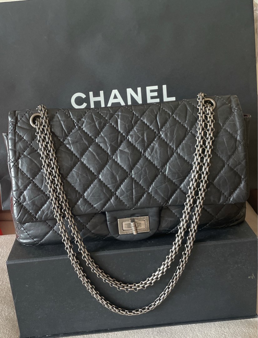 Channel Classic reissue 2.55 large flap in black, Luxury, Bags ...