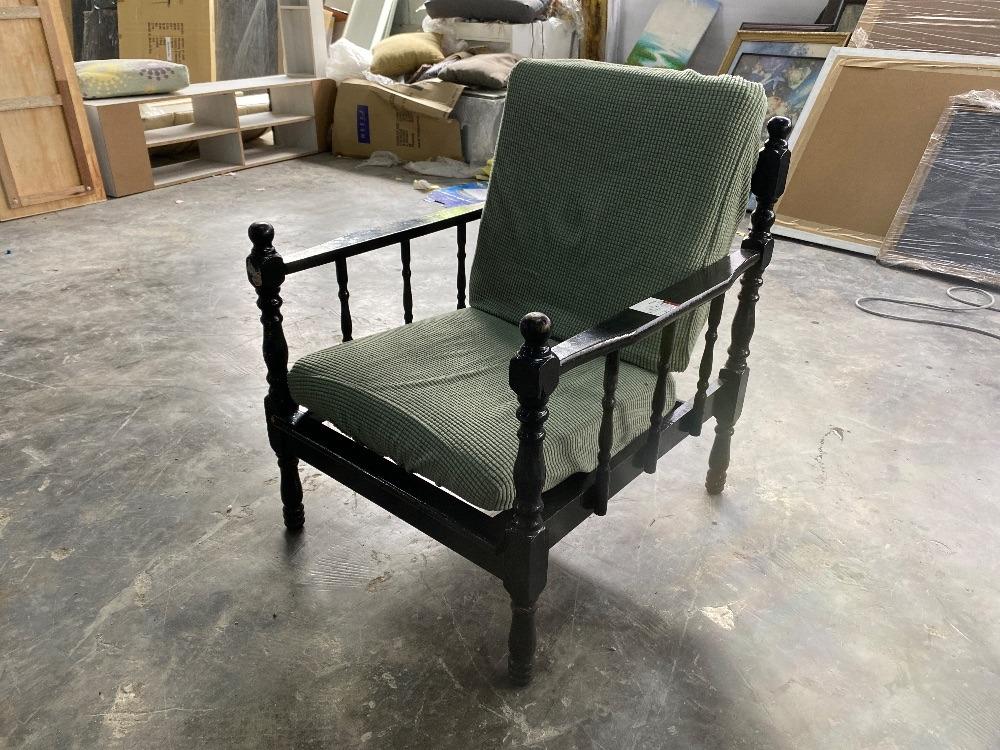 Classic Single Seater Wooden Armchair / Kerusi Berlengan Kayu Single ...