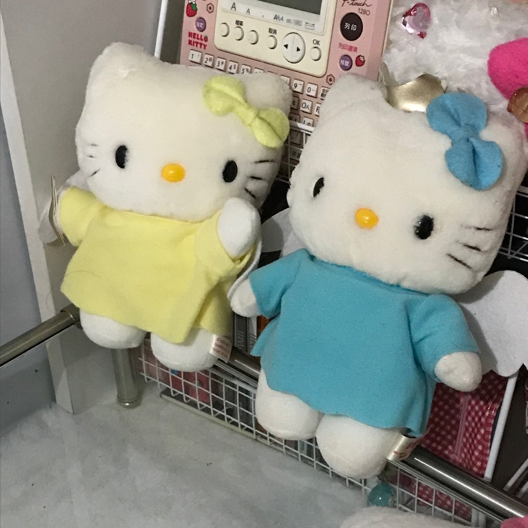 ₱230 each Eikoh Angels ☁️ Hello Kitty Mini Blue Yellow Plush Plushie stuff toy stuffed charms ...