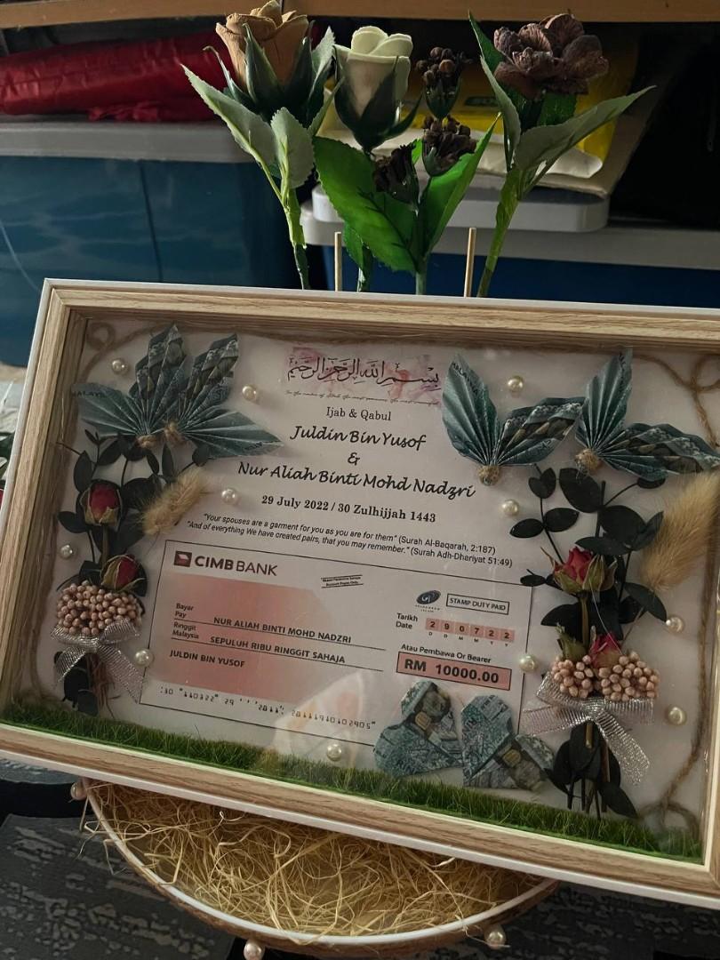 Frame Mas Kahwin Cheque/ Deko Duit, Services, Others on Carousell