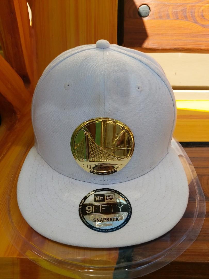 GSW GOLD METAL BADGE LOGO, Men's Fashion, Activewear on Carousell