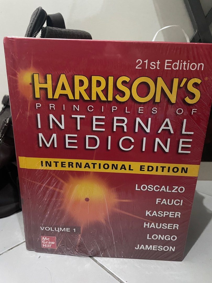 Harrisons 21st edition, Hobbies & Toys, Books & Magazines, Textbooks on Carousell