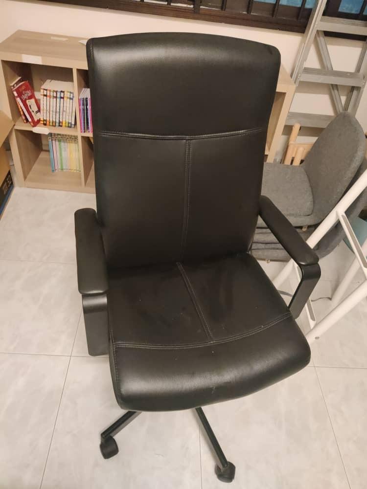 IKEA MILLBERGET Swivel Chair, Furniture & Home Living, Furniture ...