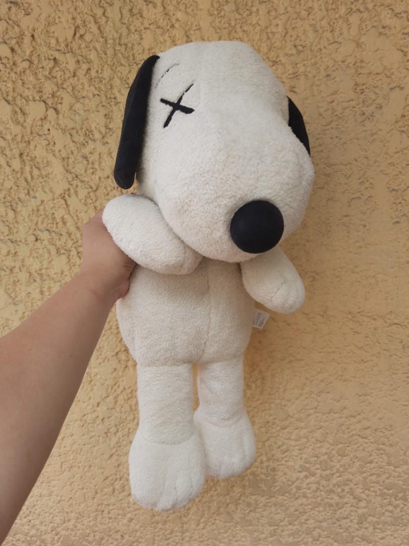 Kaws snoopy uniqlo, Hobbies & Toys, Toys & Games on Carousell