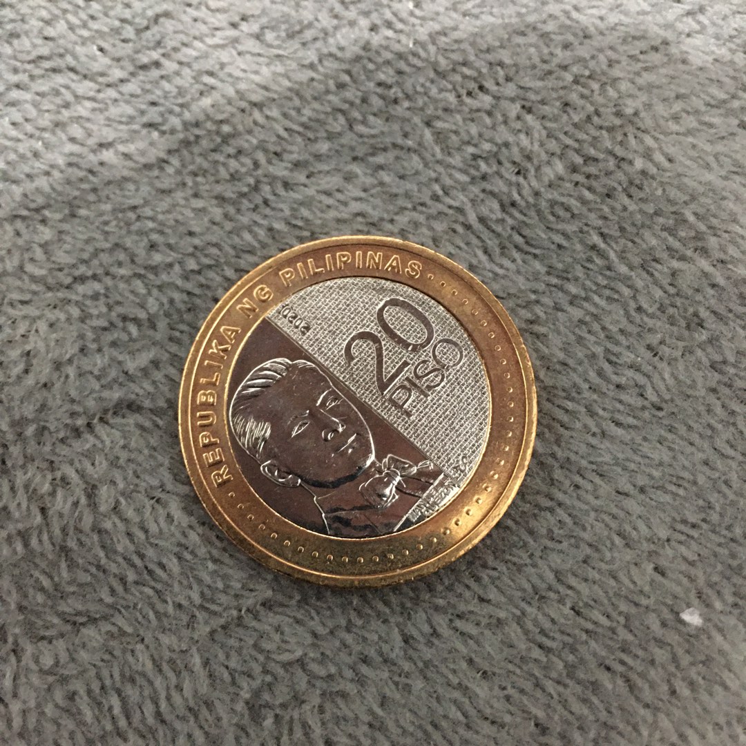 rare 20 peso coin no error in front, with error at the back, Hobbies ...