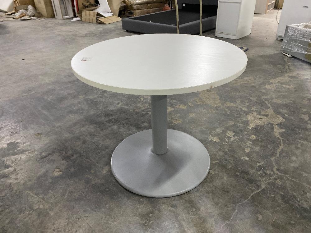 Round Small Size Dining Table / Meja Makan Saiz Kecil Bulat, Furniture ...