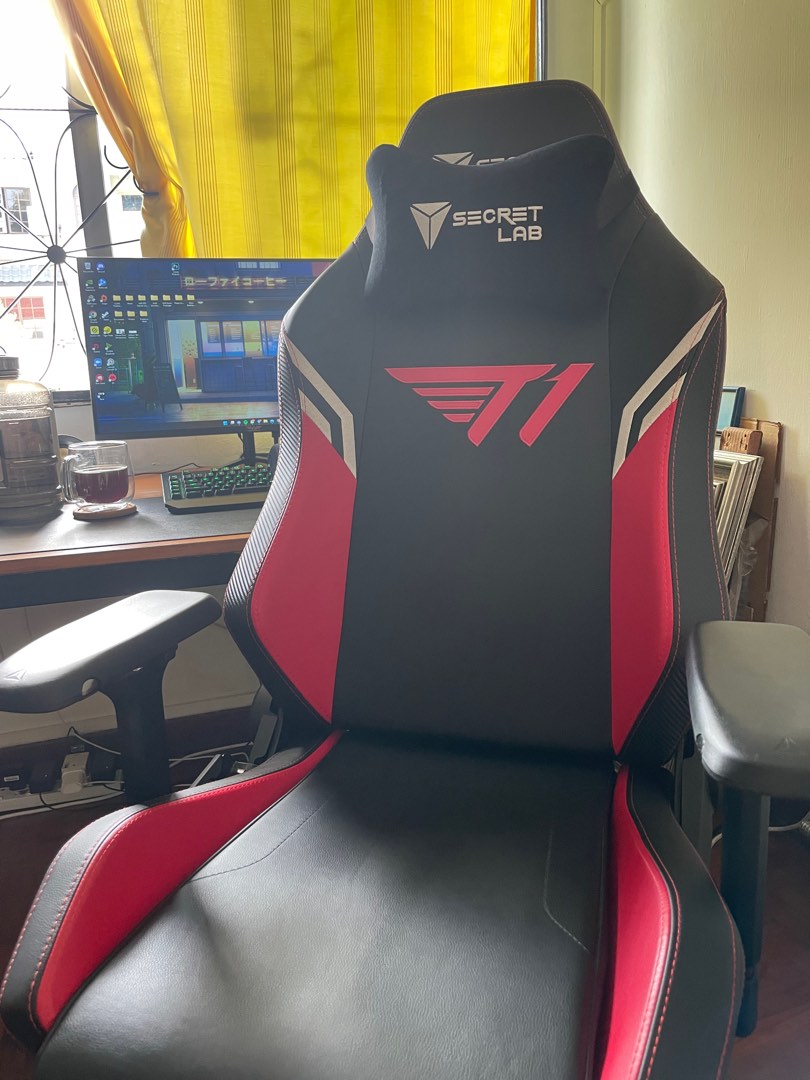 Secret Lab T1 Limited Edition Gaming Chair, Furniture & Home Living ...