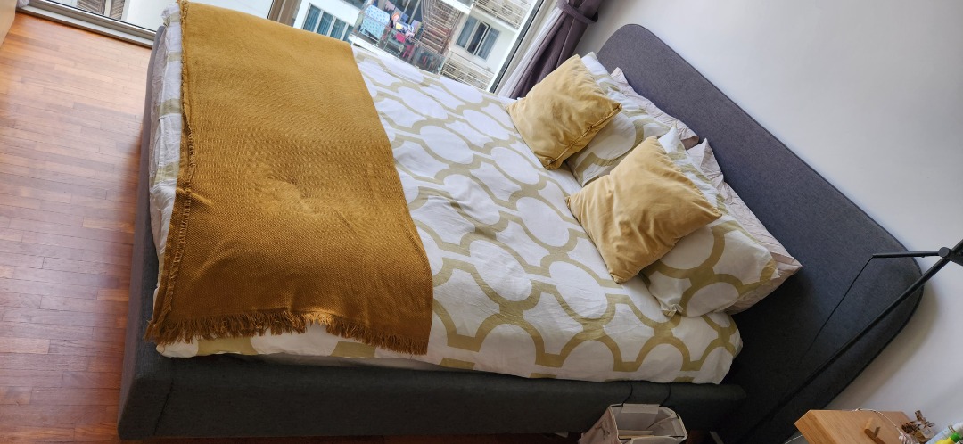 [Sell Fast] Bed Mattress & Frame Set - MOVING OUT FROM SG. NEGOTIABLE ...