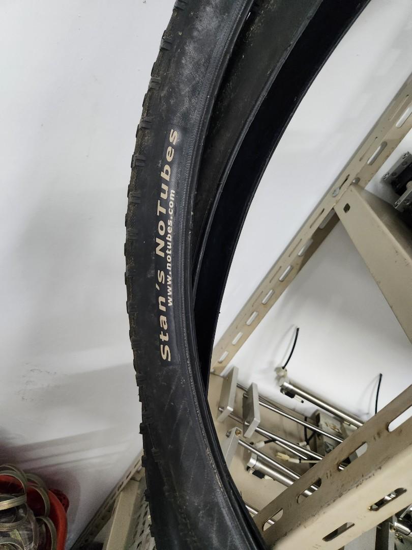 Stan tubes 29er tyres, Sports Equipment, Bicycles & Parts, Parts ...