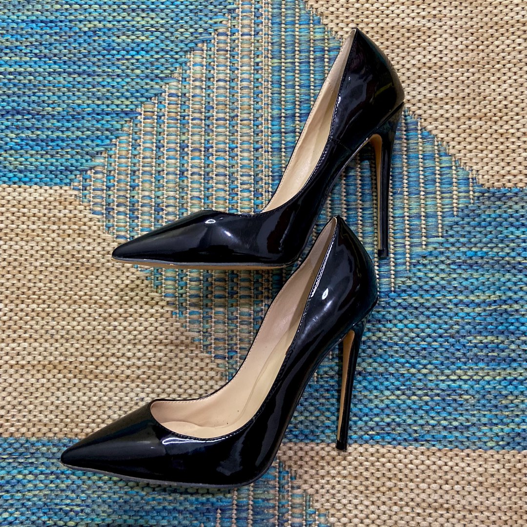 Stiletto Point Toe Heels, Women's Fashion, Footwear, Heels on Carousell