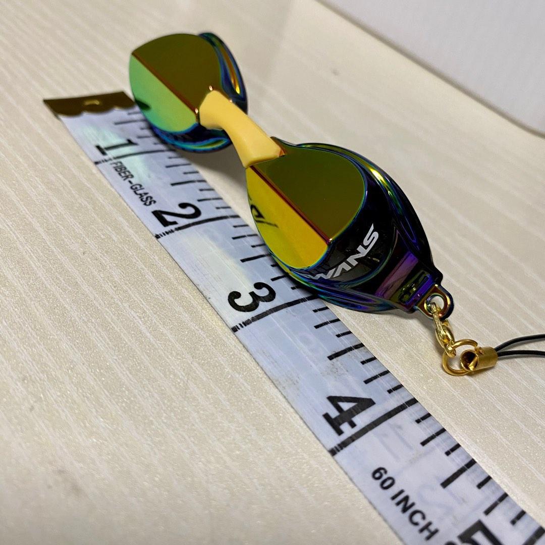 SWANS Ignition 2022 Japan exclusive goggles keychain, Sports Equipment ...