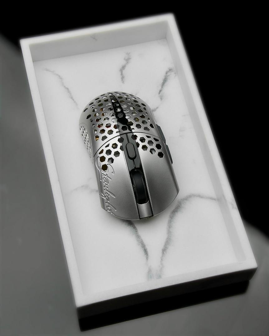 TenZ Finalmouse Starlight Pro (Medium) BNIB, Computers & Tech, Parts ...