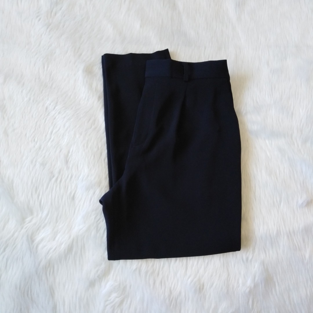 UNIQLO Drape Ankle Pants in Navy, Women's Fashion, Bottoms, Other ...