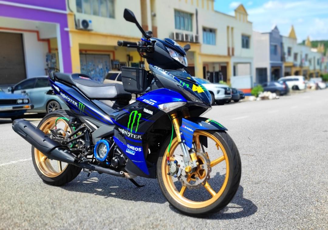 Yamaha Y15ZR v2 Monster Energy 2020 ysuku y15, Motorbikes on Carousell