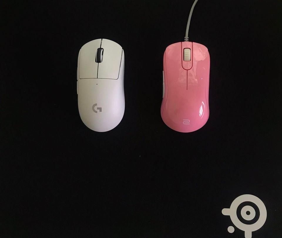 ZOWIE S2 Mouse Esports DIVINA Pink, Computers & Tech, Parts ...