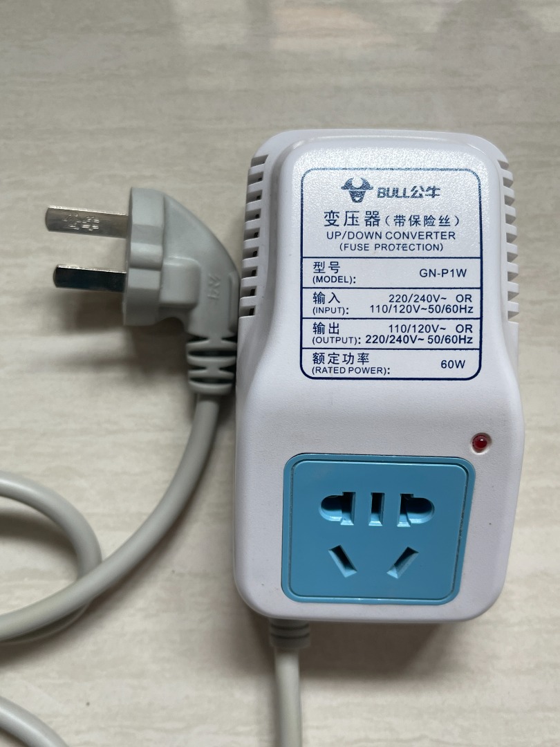 110V to 230V, 230V to 110V step up/step down transformer (60W), TV ...