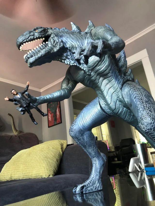 絕版玩具 開倉 54 古董 玩具 1998年 哥斯拉 Godzilla zilla Gojira 巨型 x plus 比例 不是 Neca shf shm 1/12 口可吞食士兵坦克 612倉 ...