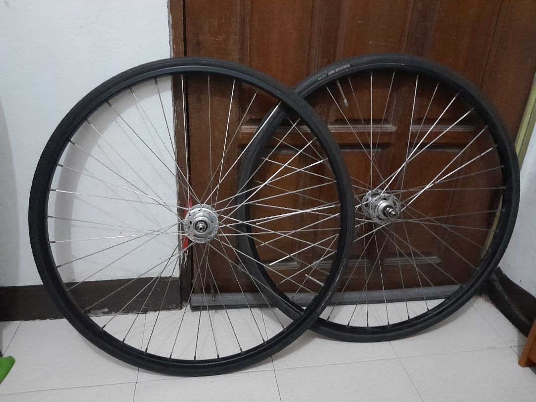 ALESA x NOVATEC 700c FIXED GEAR WHEELSET, Sports Equipment, Bicycles ...