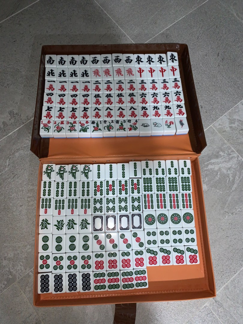 Auto Table Mahjong Tiles, Hobbies & Toys, Toys & Games on Carousell