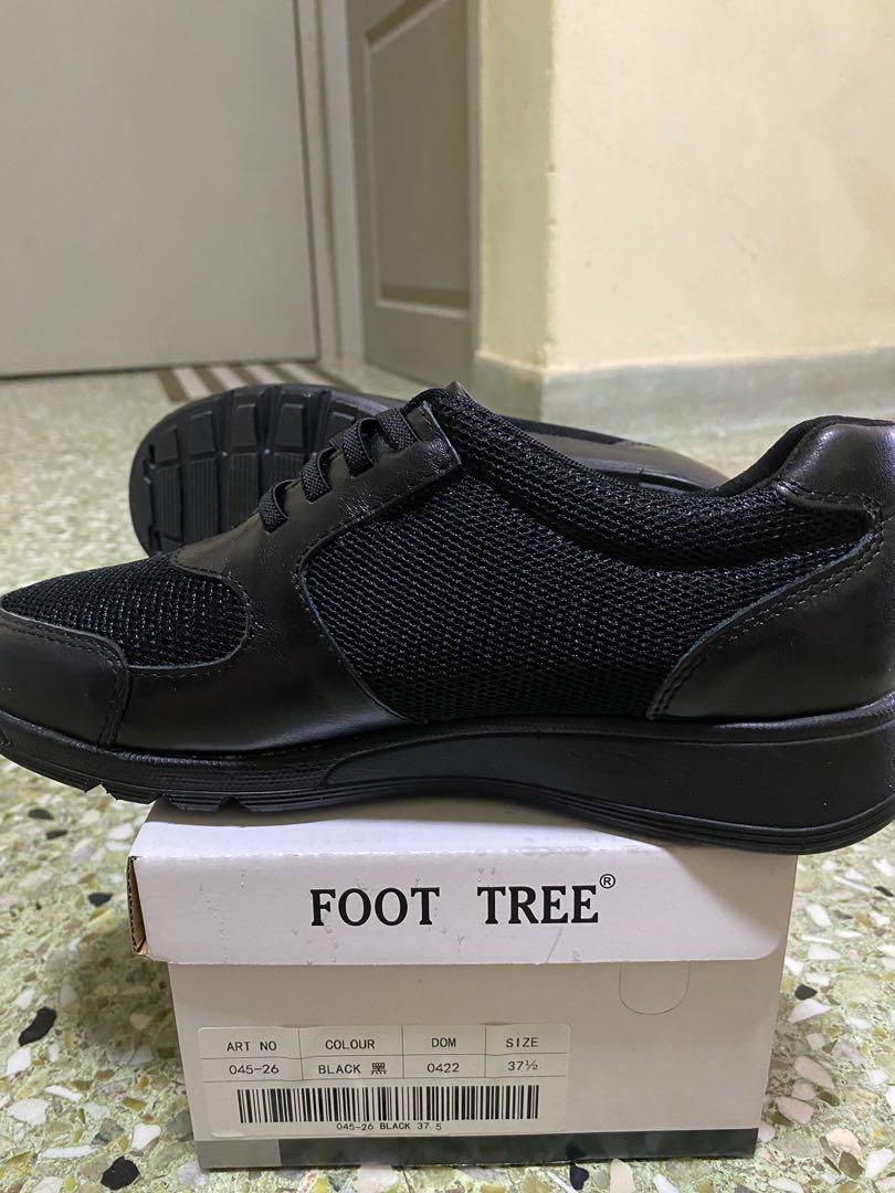 Brand new Foot tree, Men's Fashion, Footwear, Casual shoes on Carousell