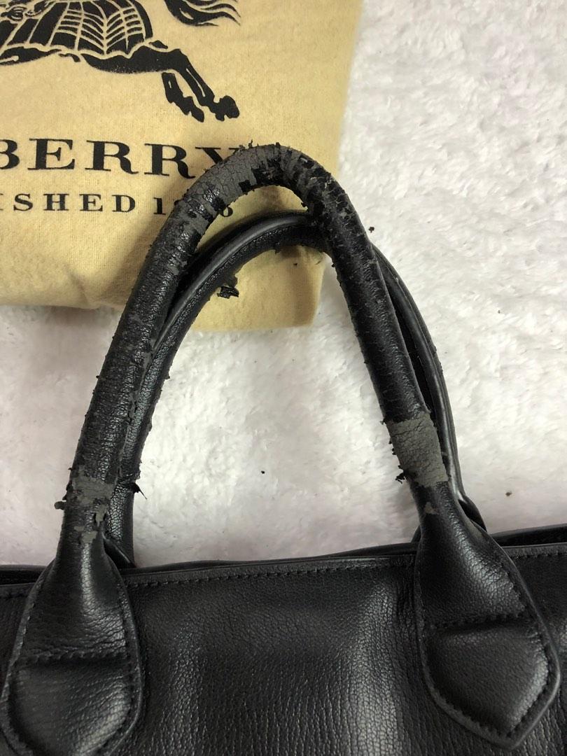 Burberry Banner, Luxury, Bags & Wallets on Carousell