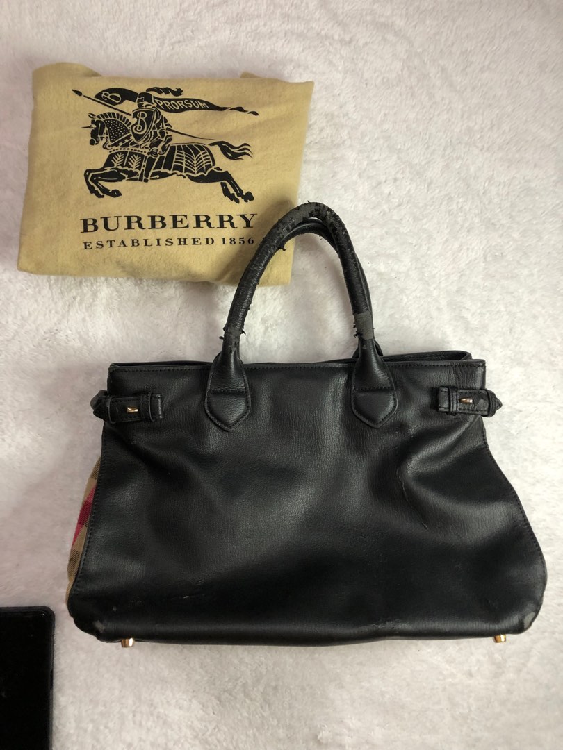 Burberry Banner, Luxury, Bags & Wallets on Carousell