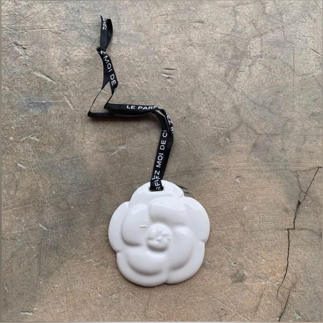 Chanel ceramic diffuser, Beauty & Personal Care, Bath & Body, Bath on ...