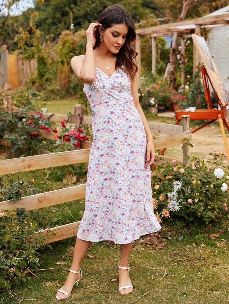 Dainty Floral Midi Dress, Women's Fashion, Dresses & Sets, Dresses on ...