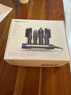 Dyson Airwrap Display Stand, Beauty & Personal Care, Hair on Carousell
