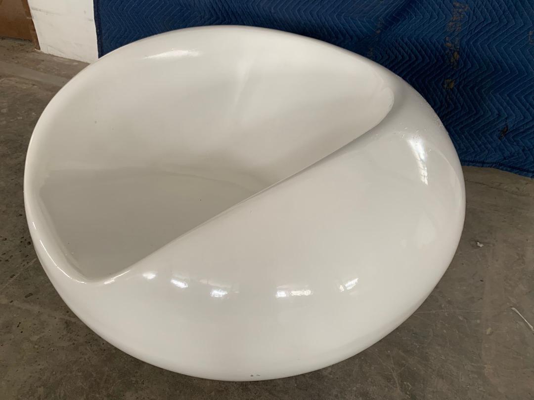 Fiberglass Pastil Chair , Furniture & Home Living, Furniture, Chairs on ...