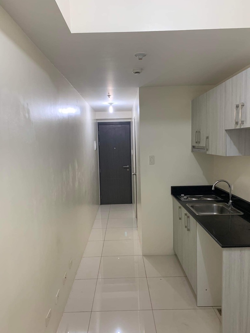 Green Residences DLSU Studio Condo for rent at P 12000 on Carousell