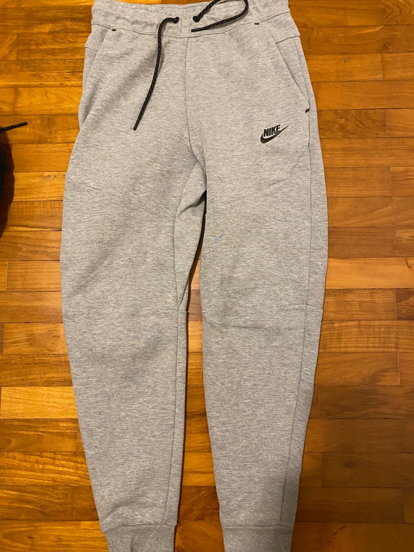 Nike Tech fleece, Men's Fashion, Bottoms, Joggers on Carousell