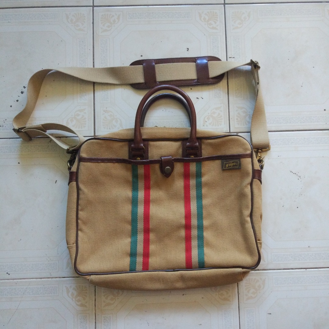 Grips Messenger Bag, Luxury, Bags & Wallets on Carousell