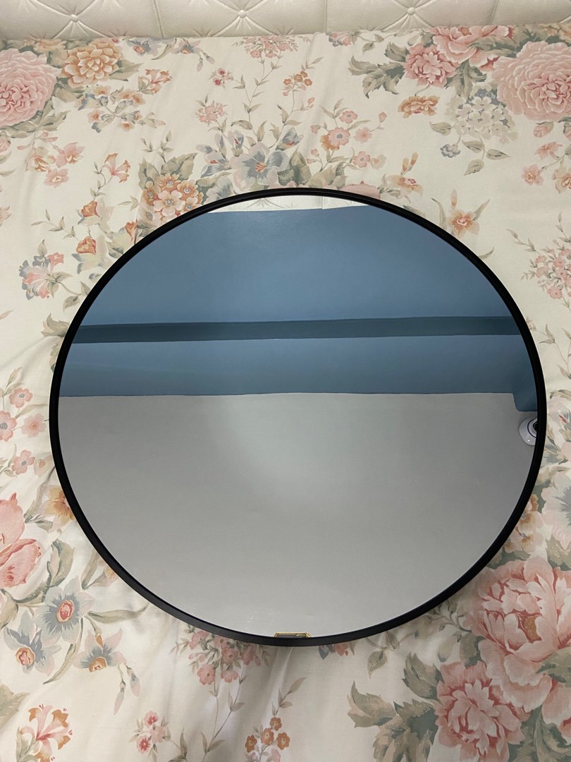 Hanging Round Mirror - HEIM Brand, Furniture & Home Living, Home Decor ...