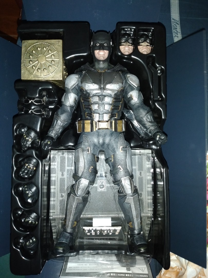 Hot Toys Tactical Suit Batman Special Edition - BIB, Hobbies & Toys ...