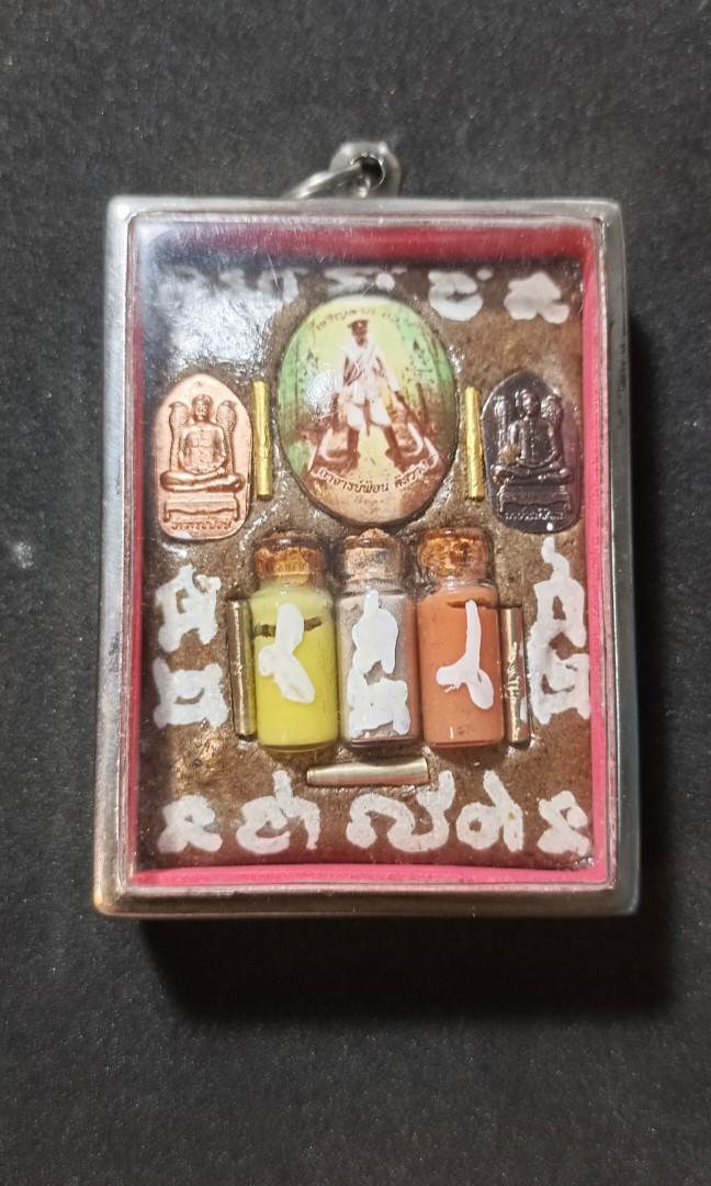 Jumbo Golden Locket Ajarn Fon Deesawang Jumbo Commemorating Ajarn Fon's ...