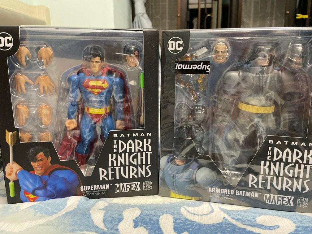 Mafex Dark Knight Return Armored Batman and Superman, 興趣及遊戲, 玩具 & 遊戲類 ...