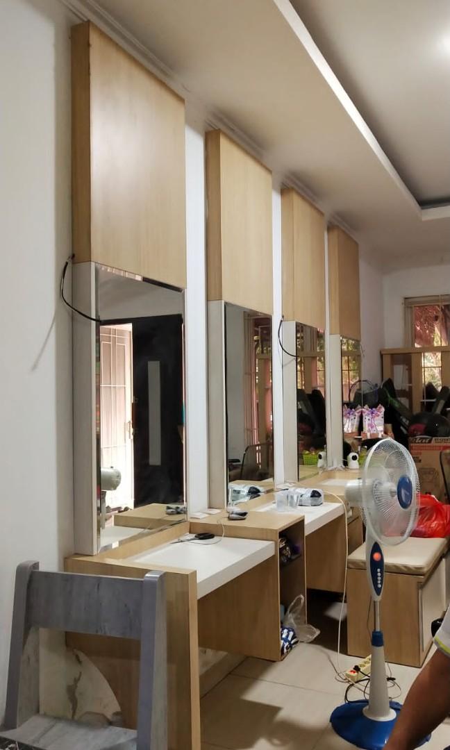 meja rias salon dan meja kasir, Properti, Dijual di Carousell