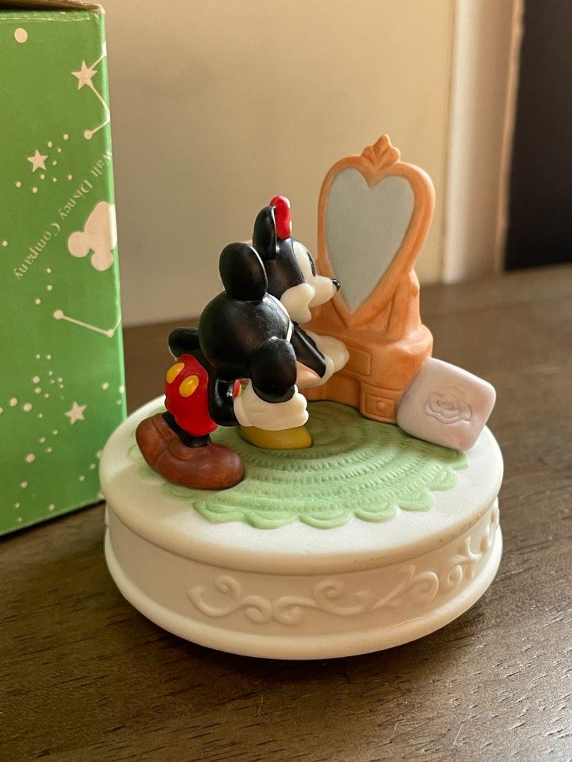Mickey & Minnie Music Box, 興趣及遊戲, 收藏品及紀念品, 古董收藏 on Carousell