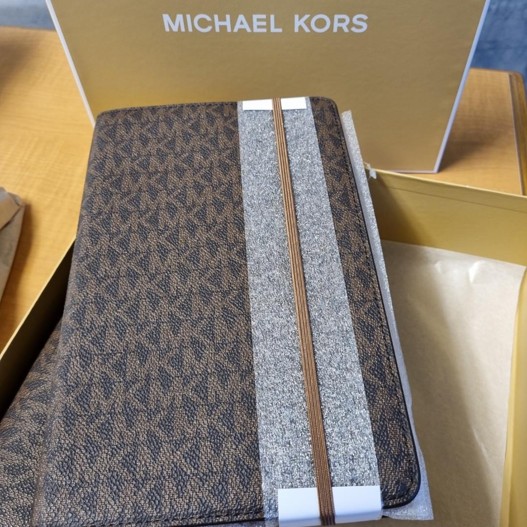 MK gift set (cosmetic / stationery case and notebook), Luxury ...