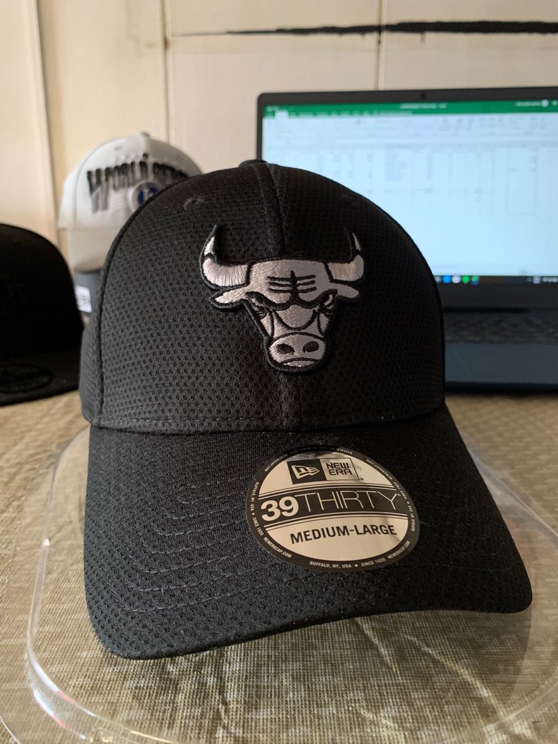 New era cap bull, Men's Fashion, Watches & Accessories, Caps & Hats on ...